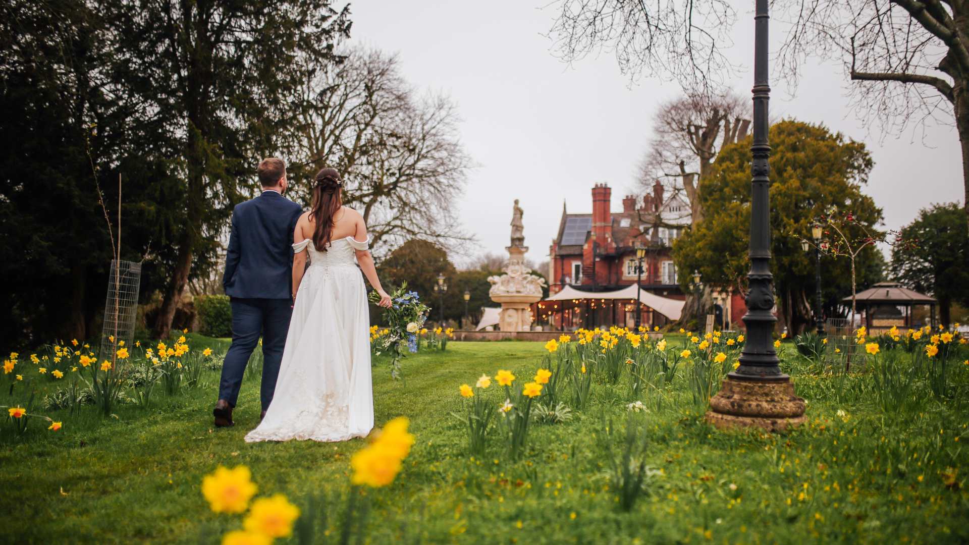 Spring Wedding in Bloom - Berwick Lodge